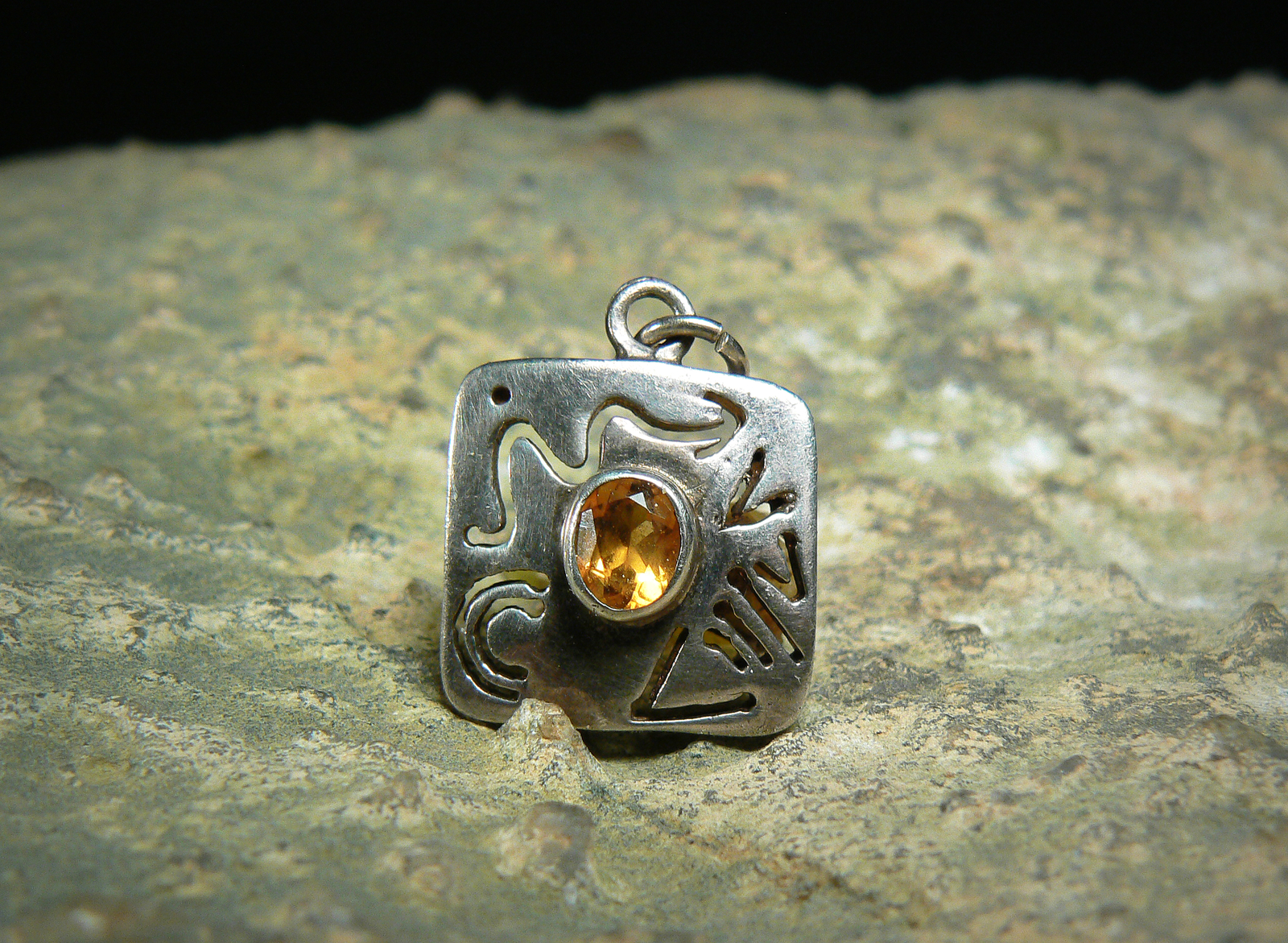 GENIE DJINN of GOLDEN CITRINE Antique Symbols Amulet Pendant izida ...