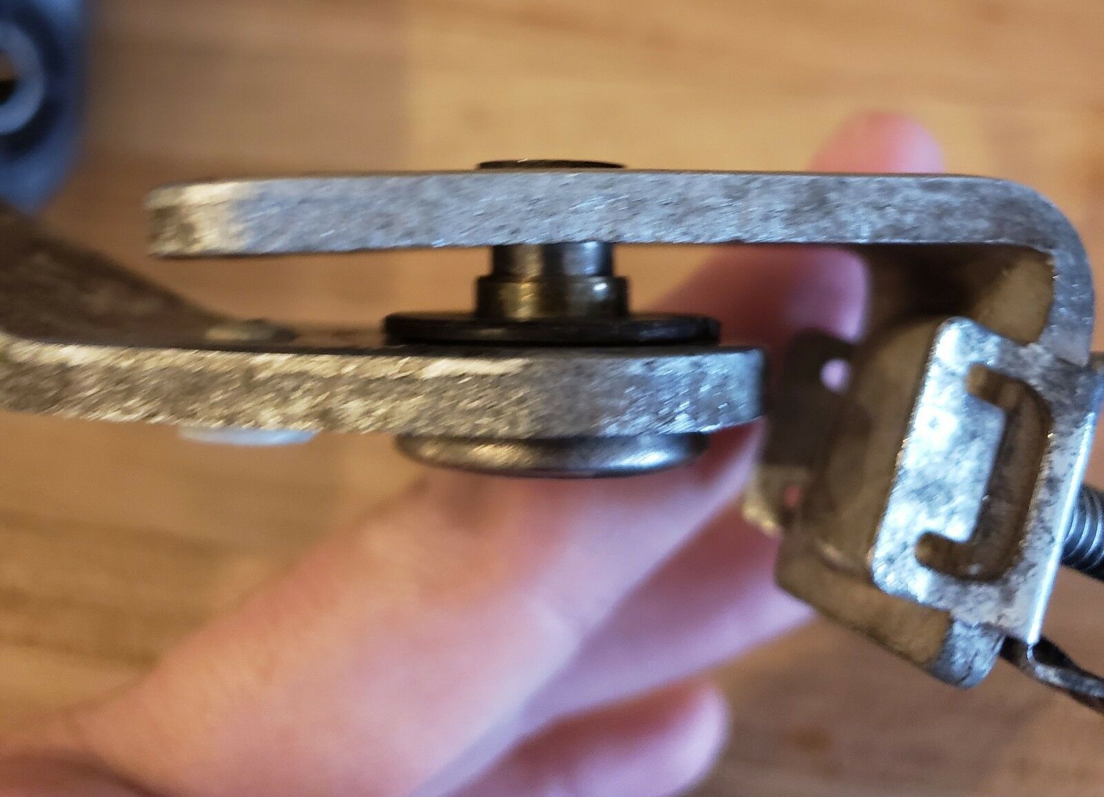 Cadillac STS Shift Linkage Repair Kit - Fits Cadillac 05-11 STS - Car ...