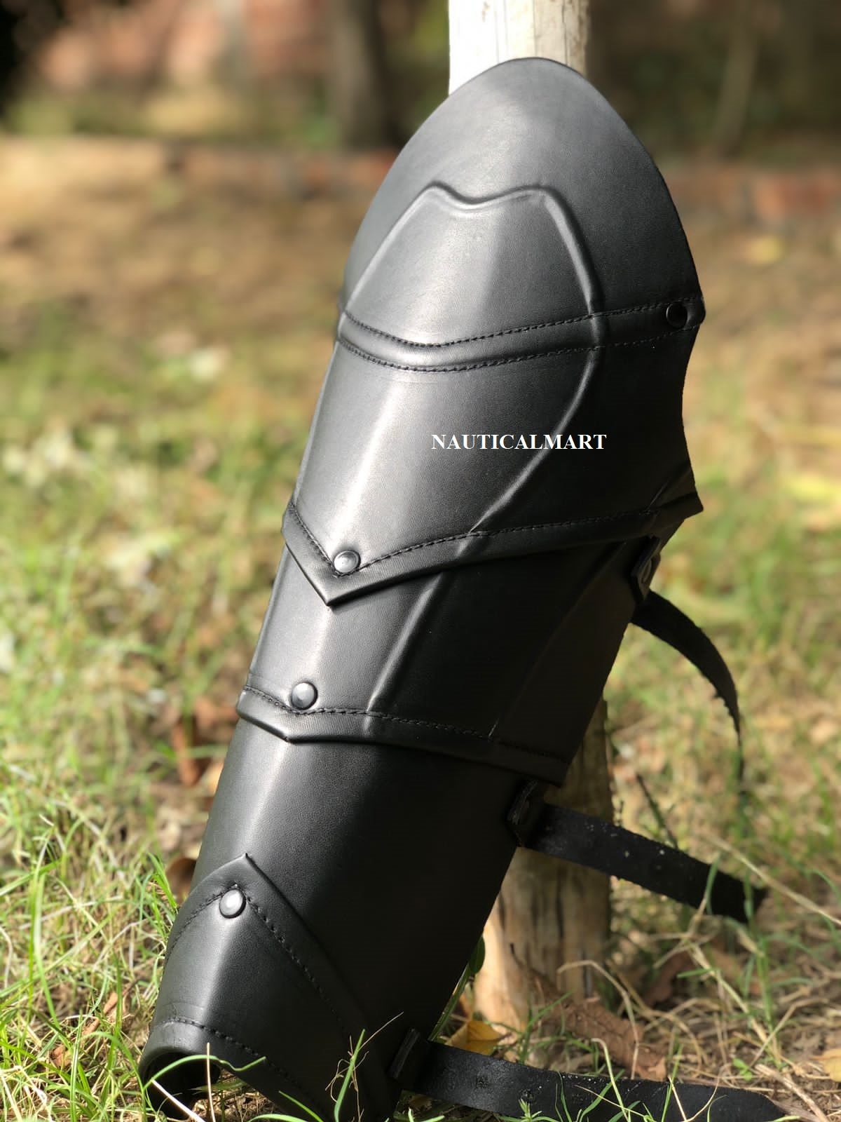 NauticalMart Medieval Leather Dark Elf Greaves Leg Armor/LARP Fantasy ...