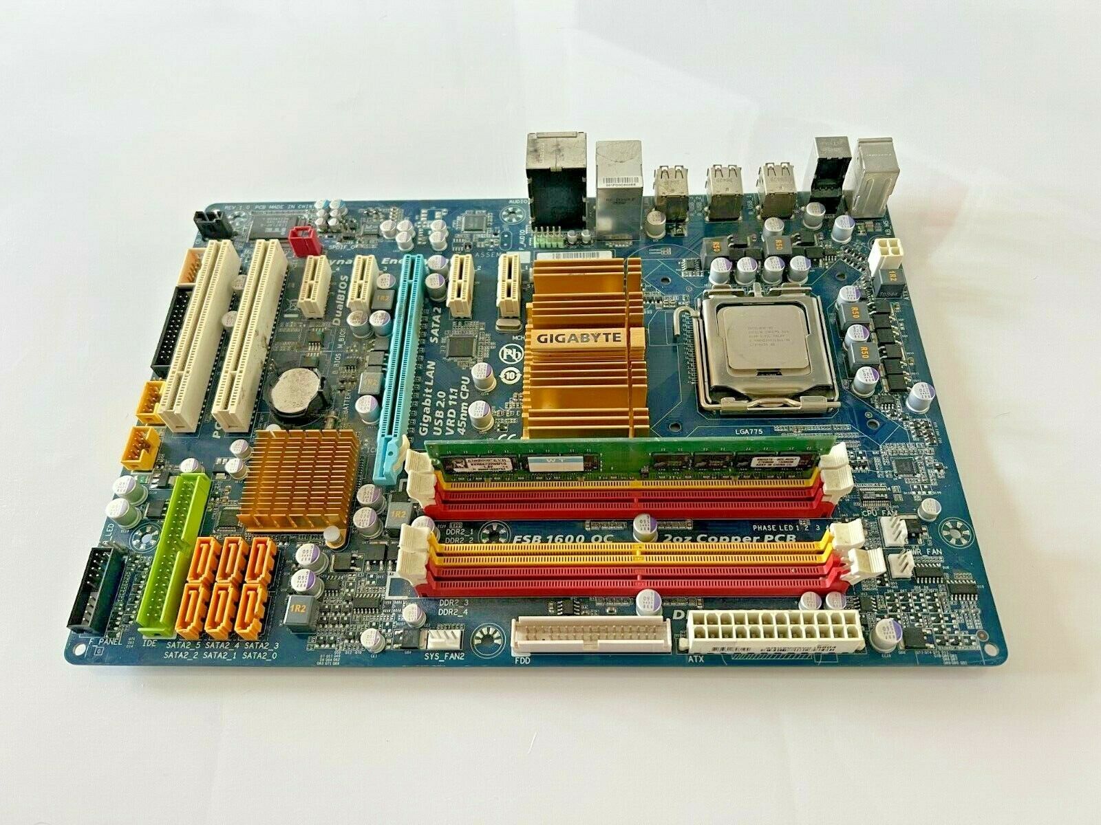 GIGABYTE GA-EP45-UD3LR MOTHERBOARD + INTEL CORE 2 QUAD SLGT6 CPU ...