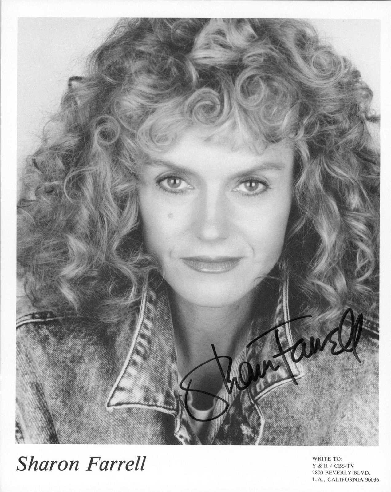 Sharon Farrell Signed Autographed Glossy 8x10 Photo - Photographs