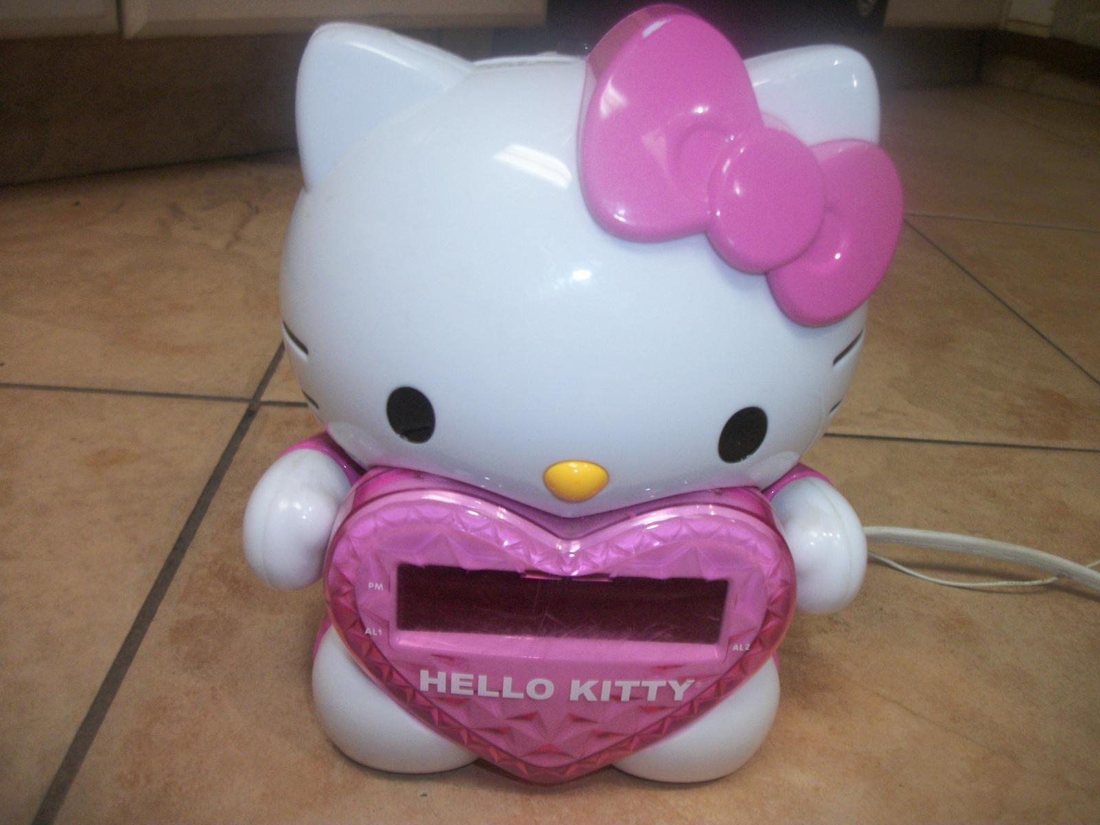 Hello Kitty digital clock radio pink white - Alarm Clocks & Clock Radios