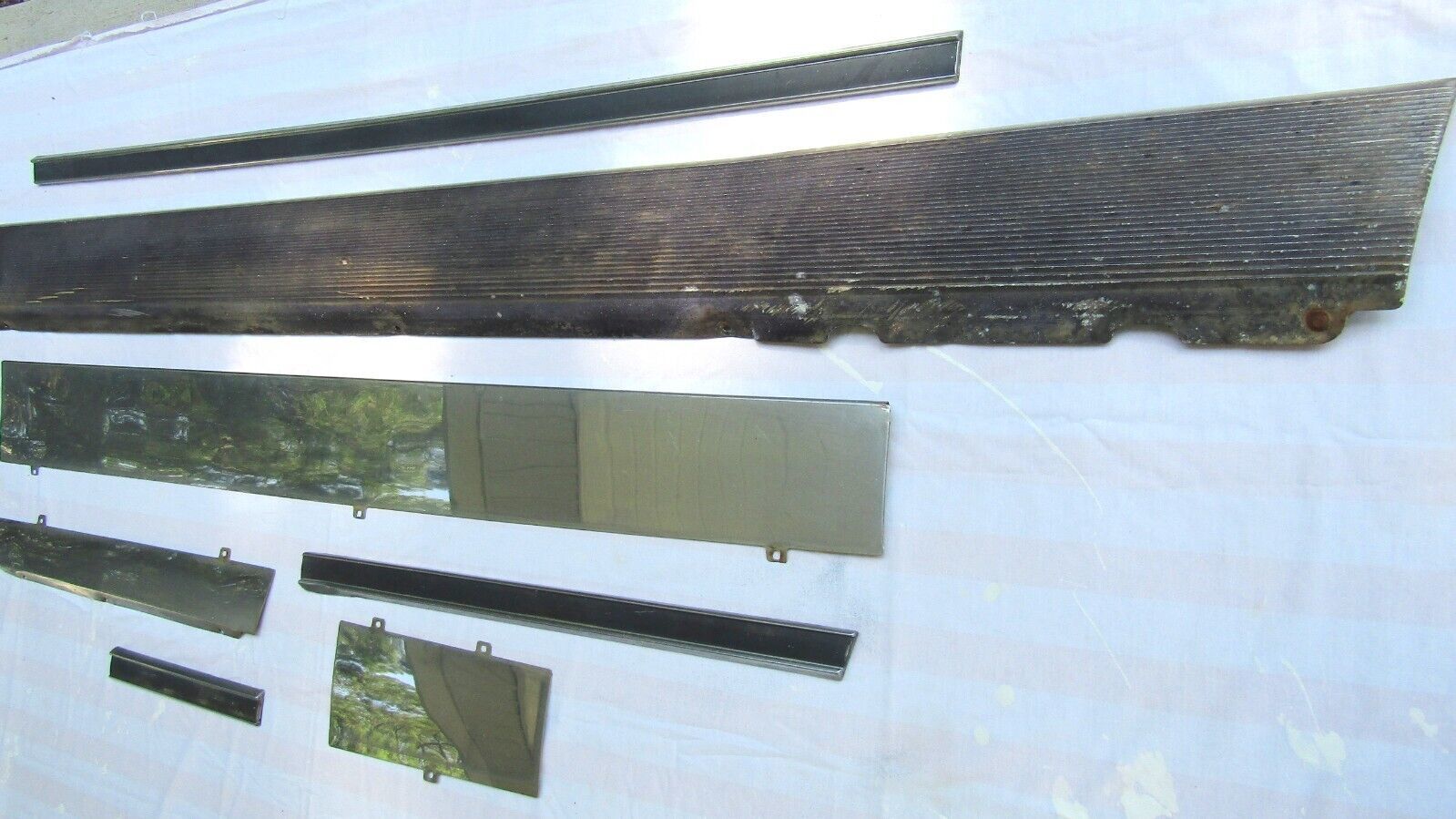 1968 BUICK RIVIERA RIGHT HAND LOWER ROCKER PANEL SIDE MOLDING - Body ...