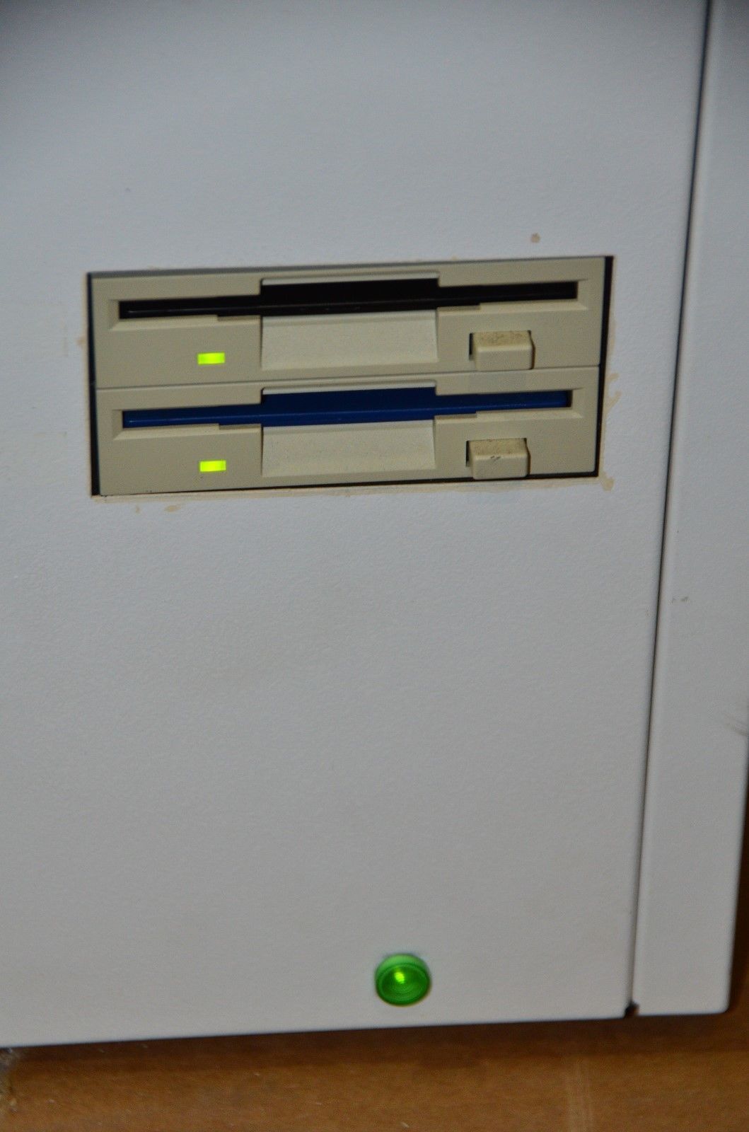 Wallac 1450 Microbeta Liquid Scintillation Counter 1450-001 with ...