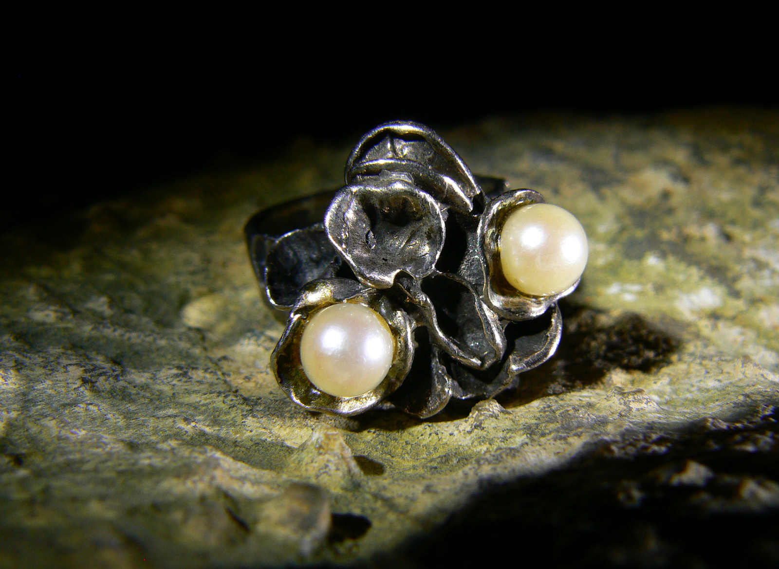 ANAT QUEEN DEMON MISTRESS of SPIRITS Vintage Designer Ring izida ...