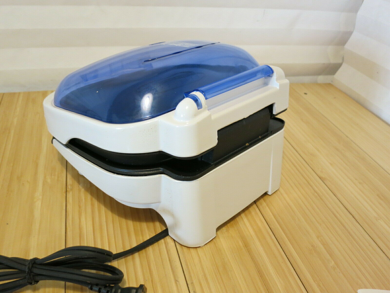 George Foreman GR10ABW Indoor Grill Blue with Bun Warmer Spatula Tray ...
