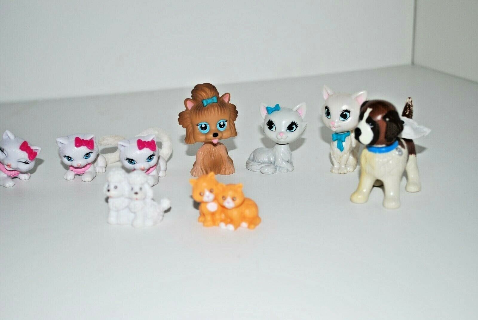 Barbie, Disney + More HUGE LOT of Plastic Toy DOGS and CATS Figures ...