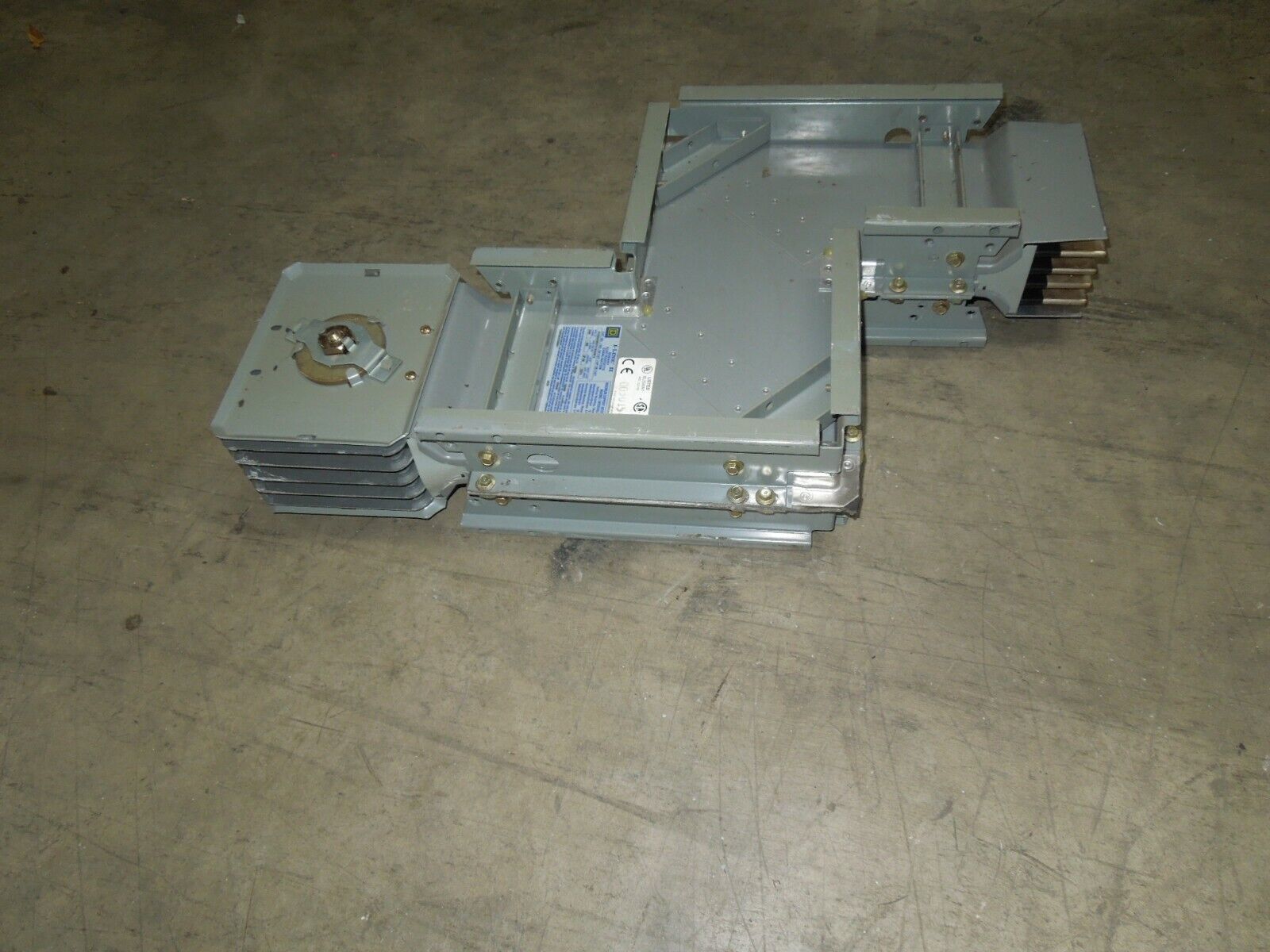 Square D I-Line II CF2520G35OFS13O09B13 Copper Busway Flatwise Zee ...