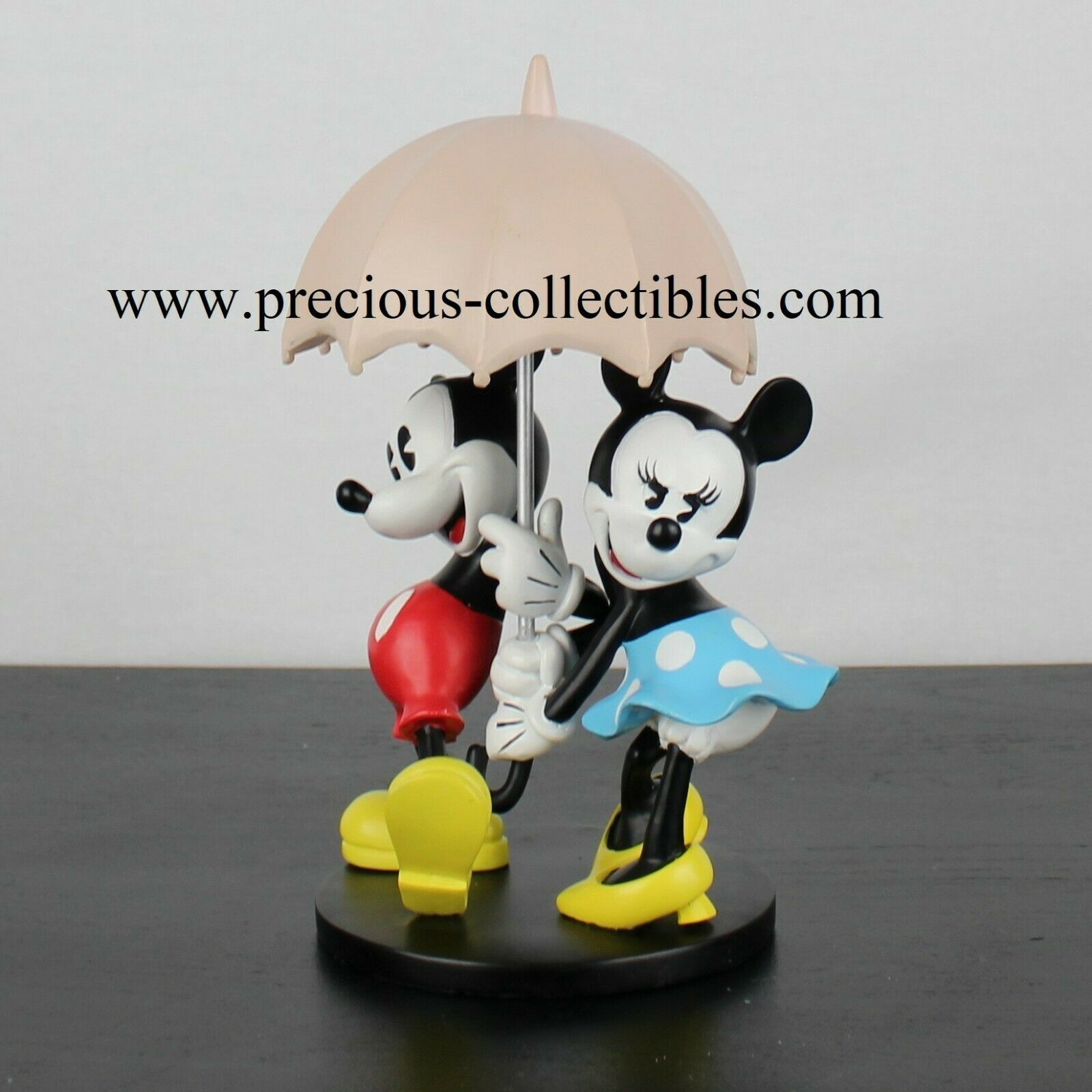 Extremely rare! Mickey and Minnie in the rain. Walt Disney statue ...