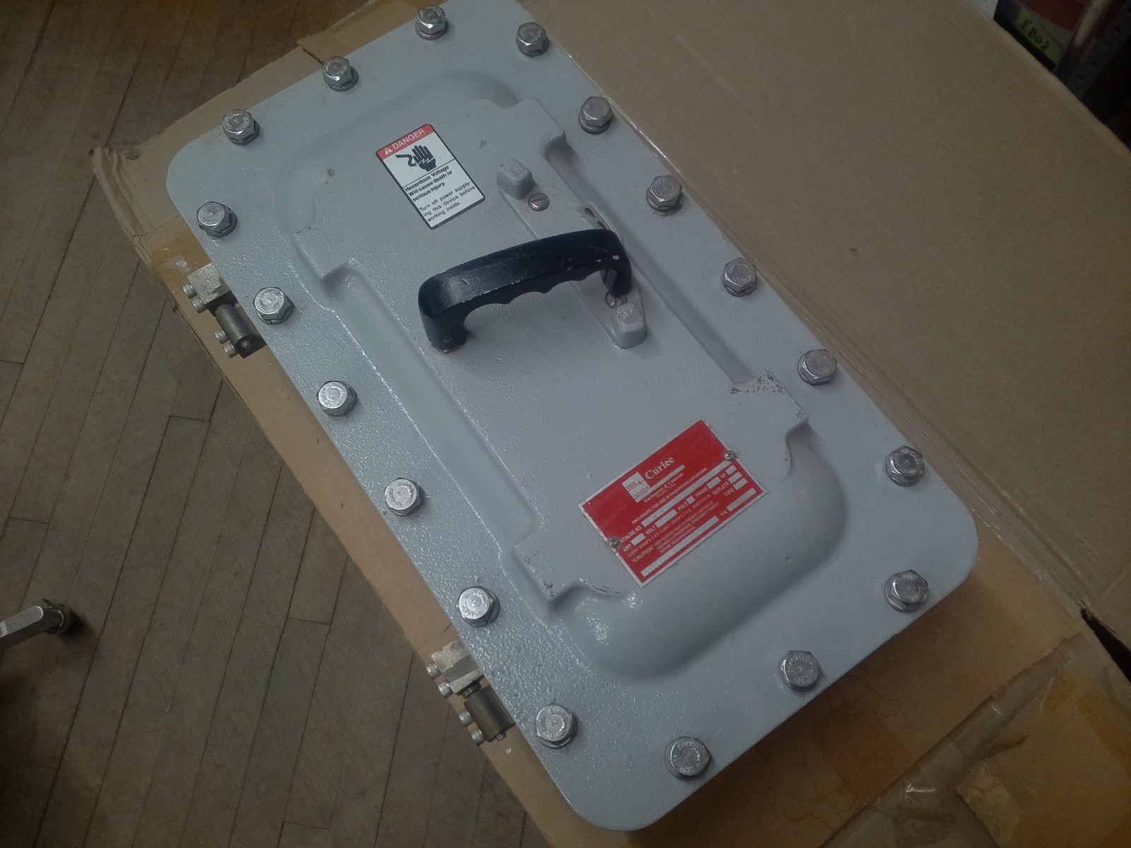 (NOS) ITE ED2,ED4,ED6 CIRCUIT BREAKER EXPLOSION PROOF ENCLOSURE /100A ...