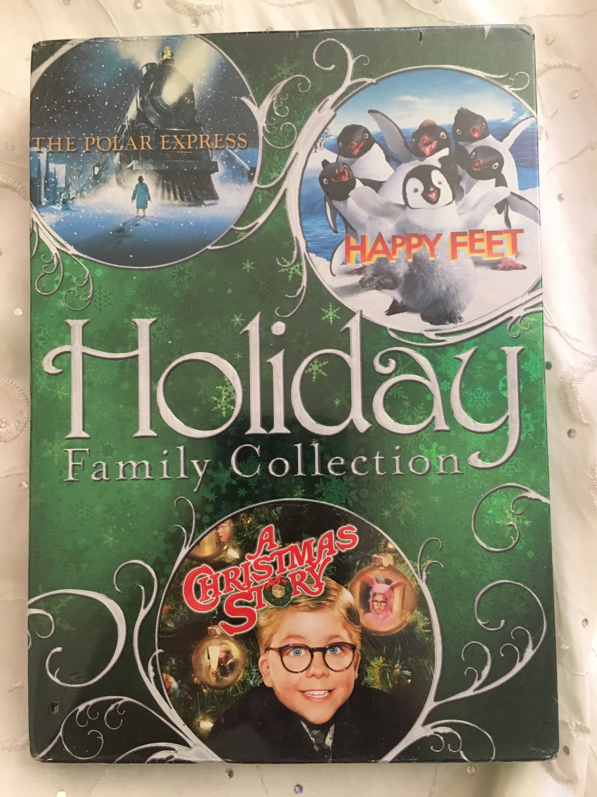 Holiday Family Collection 3 DVD Set Polar Express Happy Feet A ...