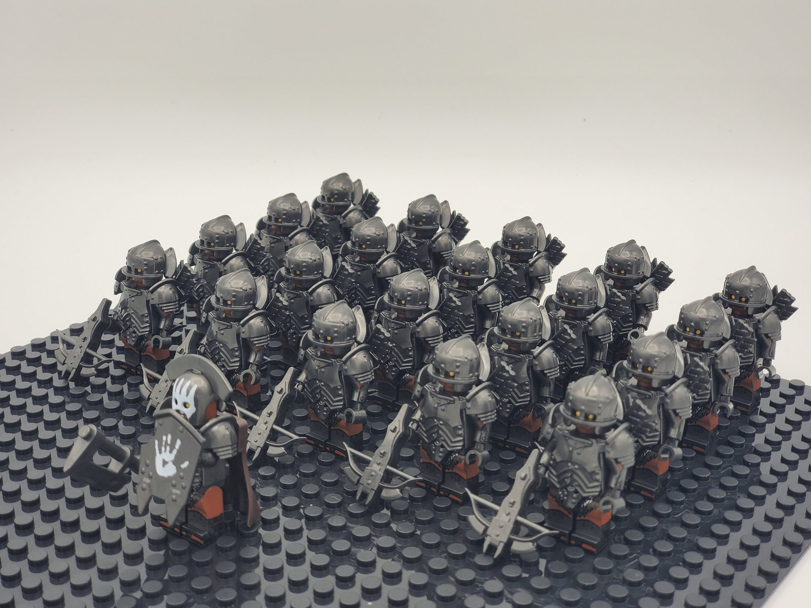 LOTR Orc Heavy Crossbow Infantry Army Set 21 Minifigures - Building ...