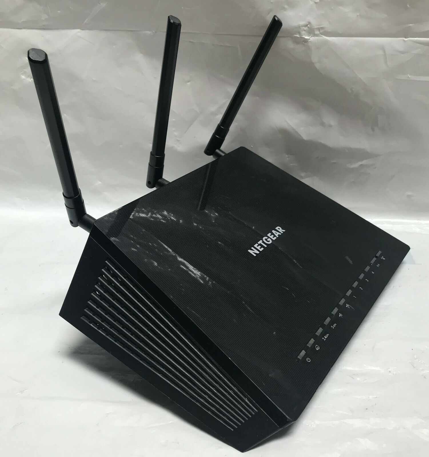 NETGEAR Smart WiFi Router with Dual Band Gigabit - AC1750 (R6400-100NAS ...