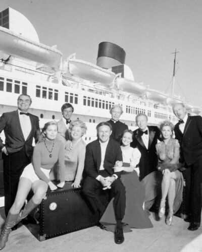 The Poseidon Adventure 1972 full cast pose next to Queen Mary 5x7 photo ...