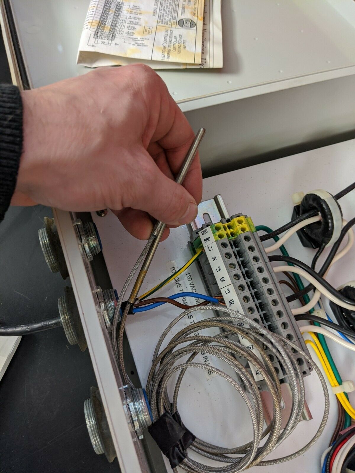 Thermon HeatChek TC 202a Temp Control & Monitoring Module TC202A-SSR30B ...