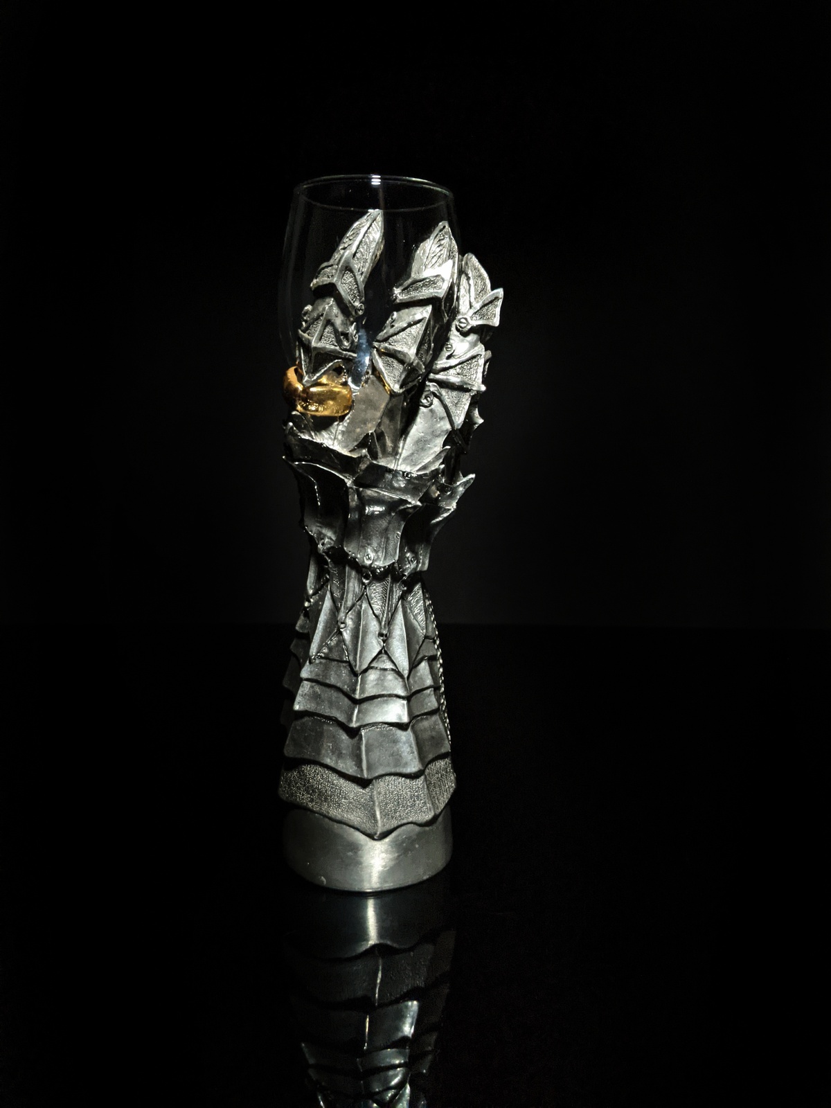 Royal Selangor Lord of the Rings Pewter Gauntlet of Sauron Flute - Other