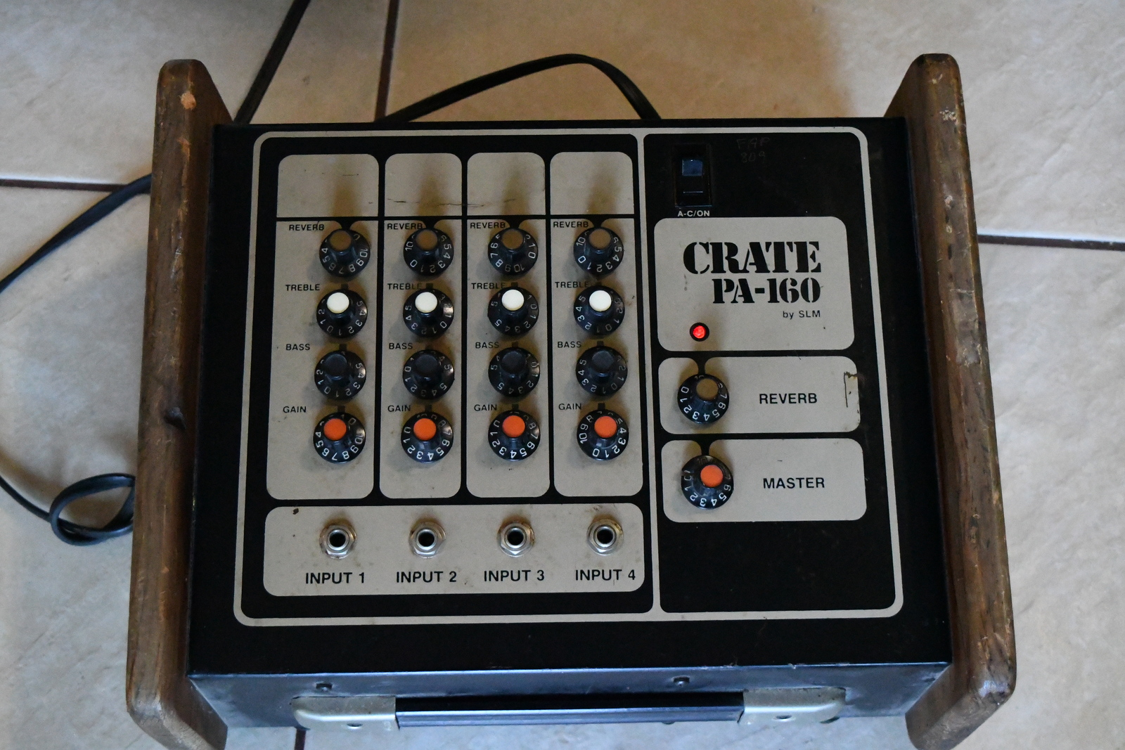 Crate PA-160 4 Vintage Channel Mixer Wood Panels powers on Rare as is ...