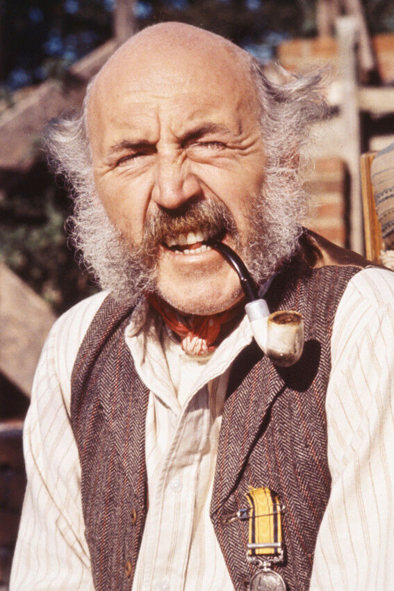 Lionel Jeffries As Grandpa Potts In Chitty Chitty Bang Bang 11x17 Mini ...