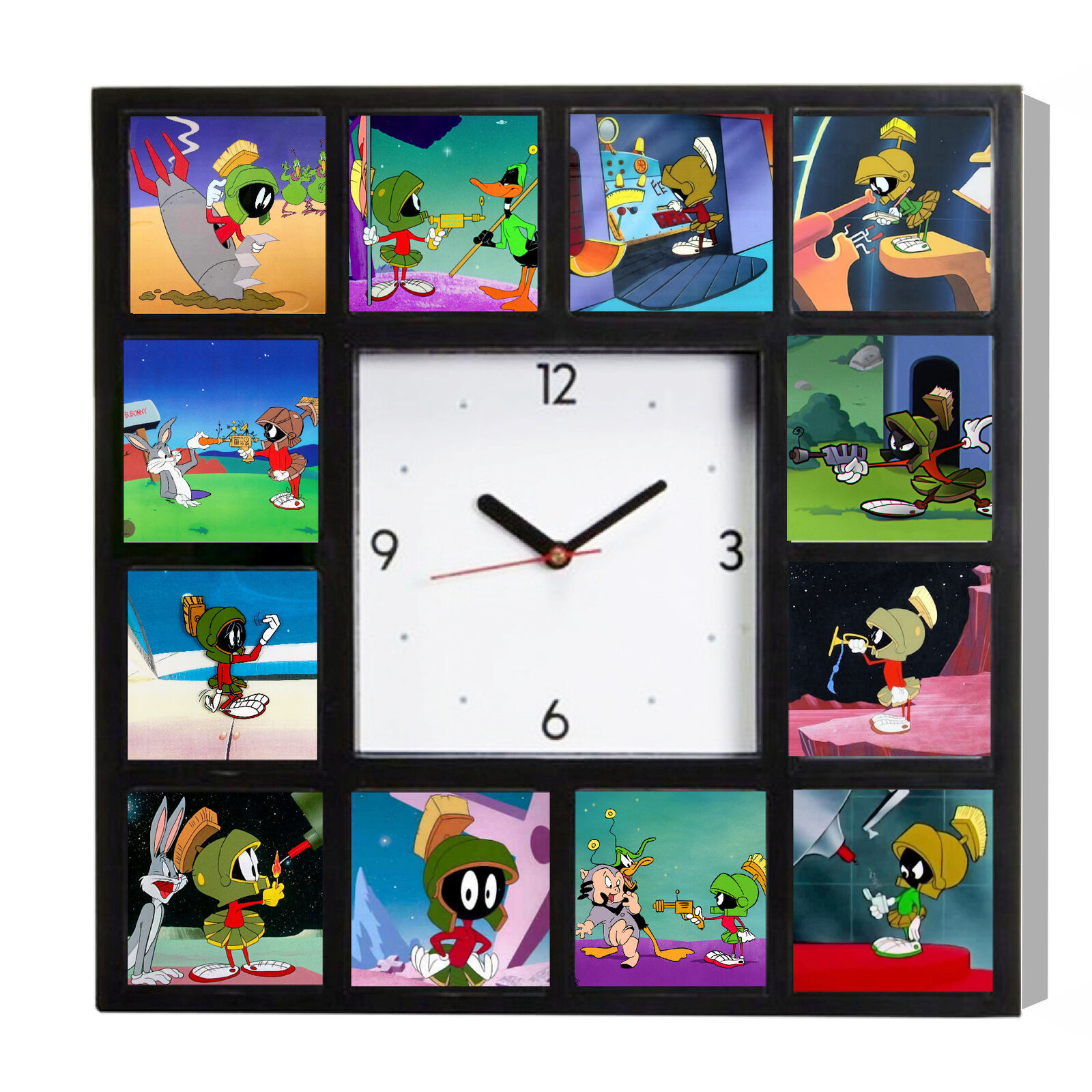 Marvin The Martian Scenes Clock with 12 pictures - Watches & Clocks