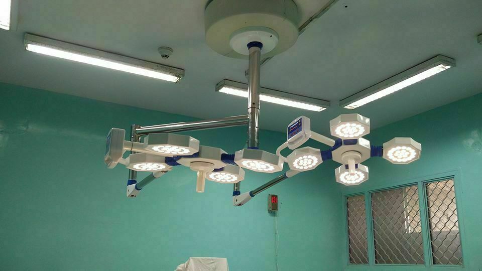 Operation Theater lights LED OT Surgical Light Protects UV and IR Rays ...