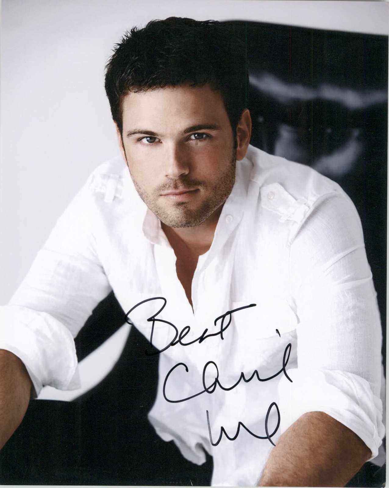 Chuck Wicks Signed Autographed Glossy 8x10 Photo - Photographs