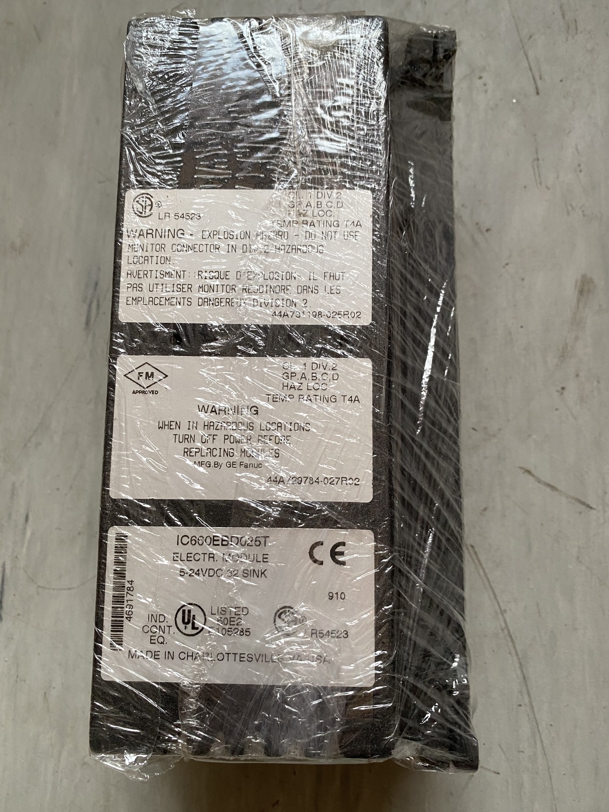 GE Fanuc Genius Input Block IC660BBD025 5/12/24Vdc Sink I/O 32 Circuits - Integrated Circuits (ICs)