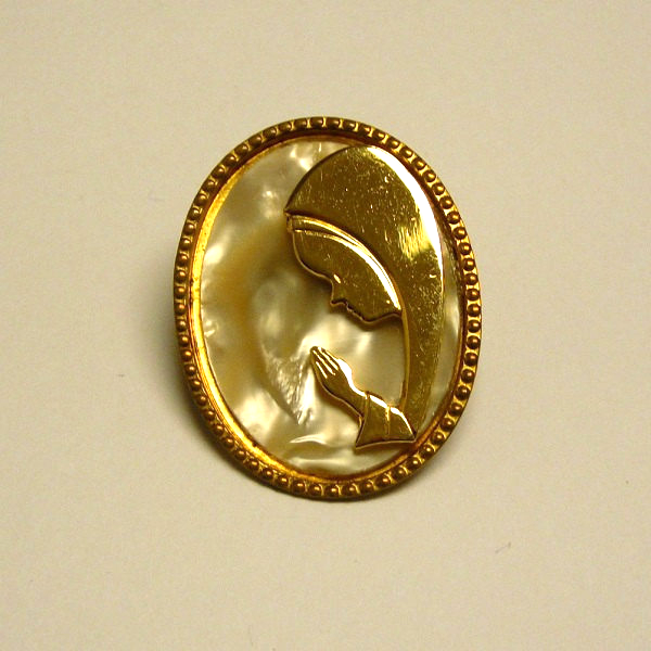 Vintage GoldTone Praying Blessed Virgin Mary Pin/Brooch - Pins, Brooches