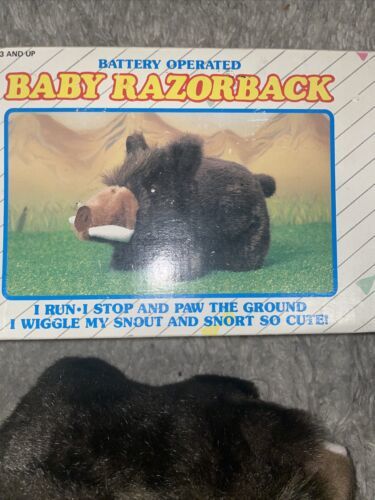 BATTERY OPERATED Baby Razorback TOY See Pictures - Animals