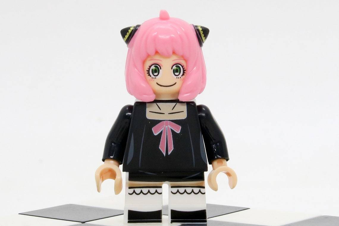 Spy x Family 007 Anya Forger Minifigures Weapon and Accessories ...