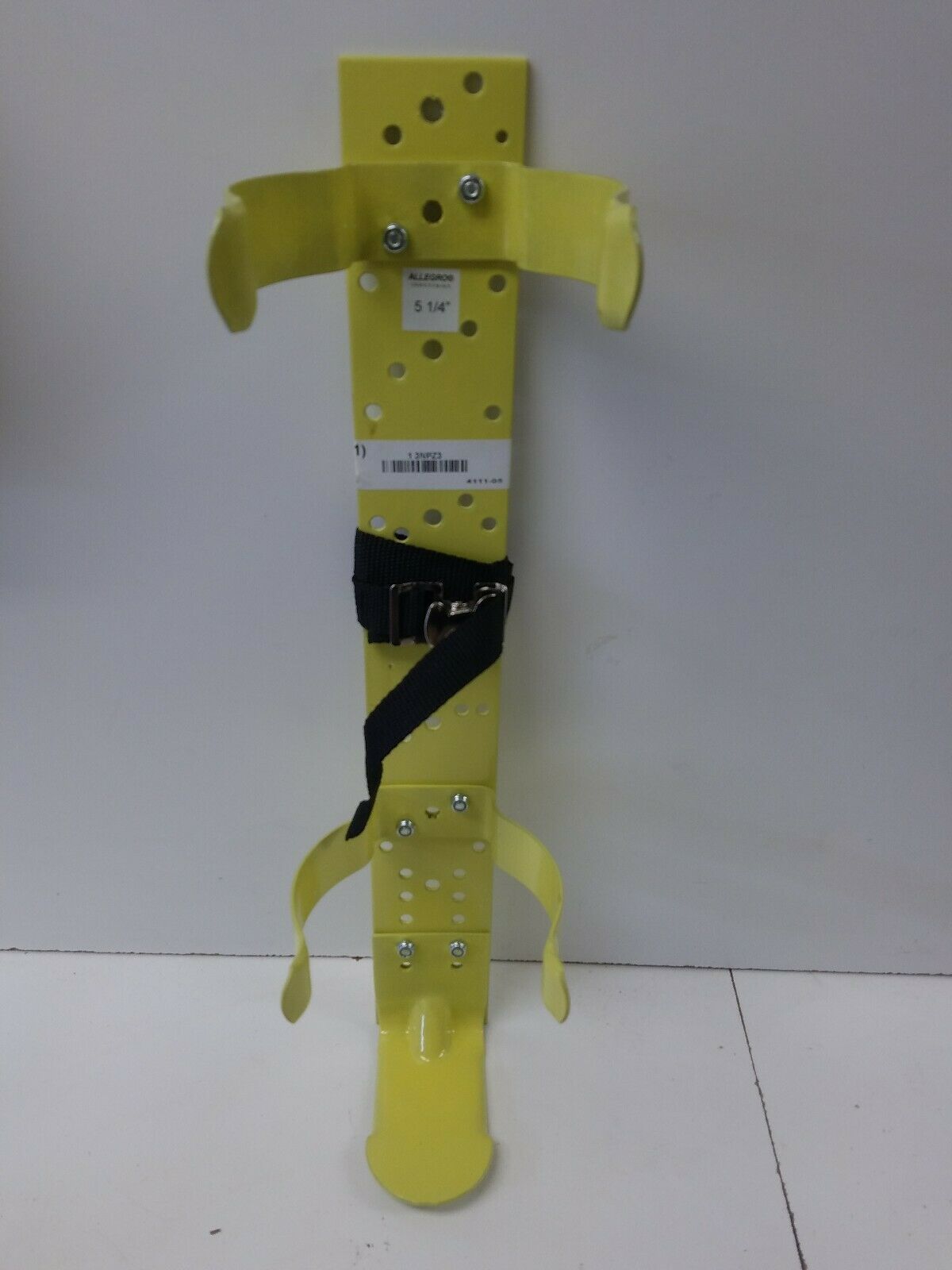 Allegro Industries 5 1/4" SCBA Wall Mount Bracket for 30 Minute HP Tank ...