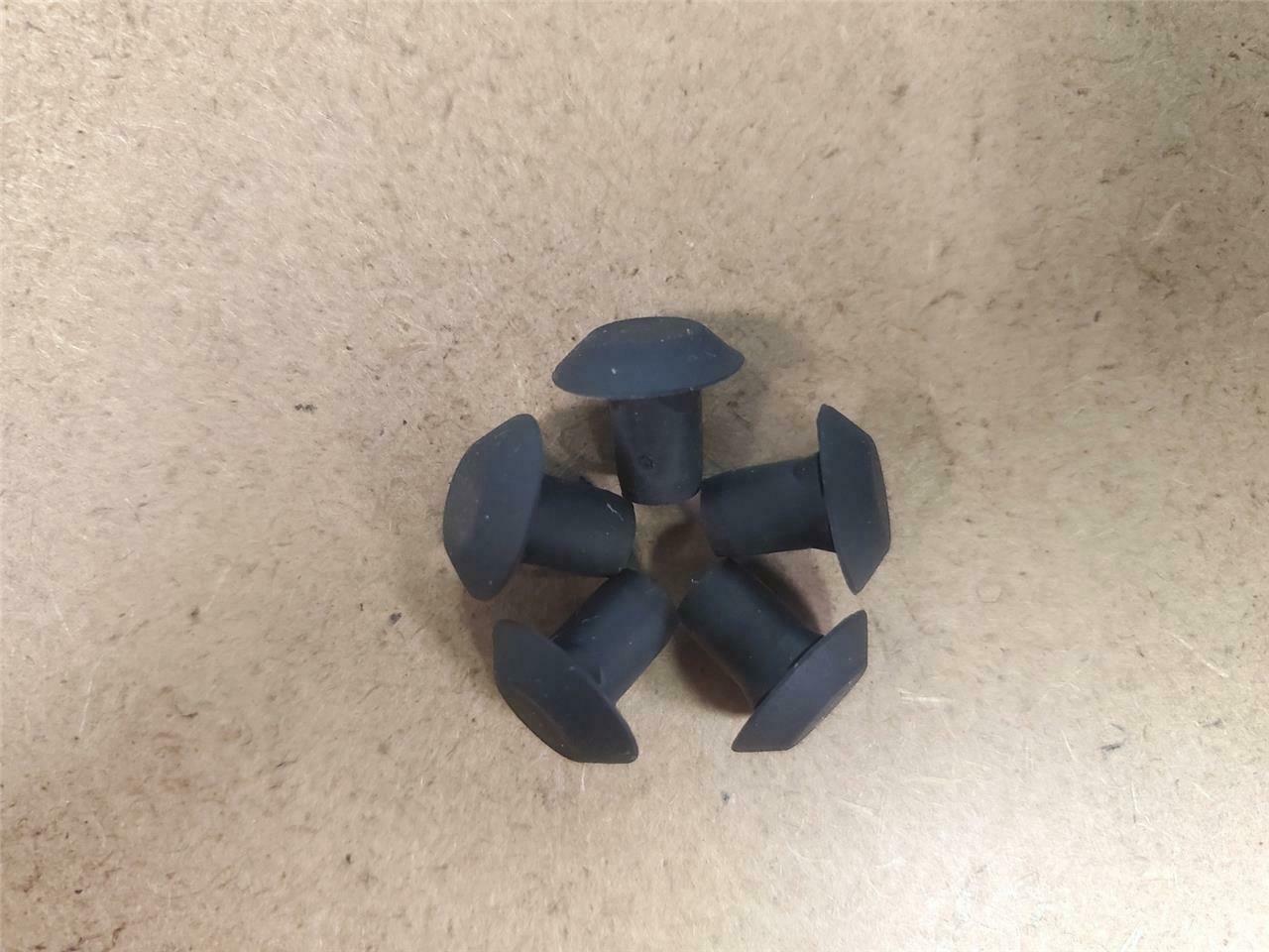 5 Lot OEM GM Trunk Deck Lid Panel Moulding Clip Cap Rubber Drain Plug ...