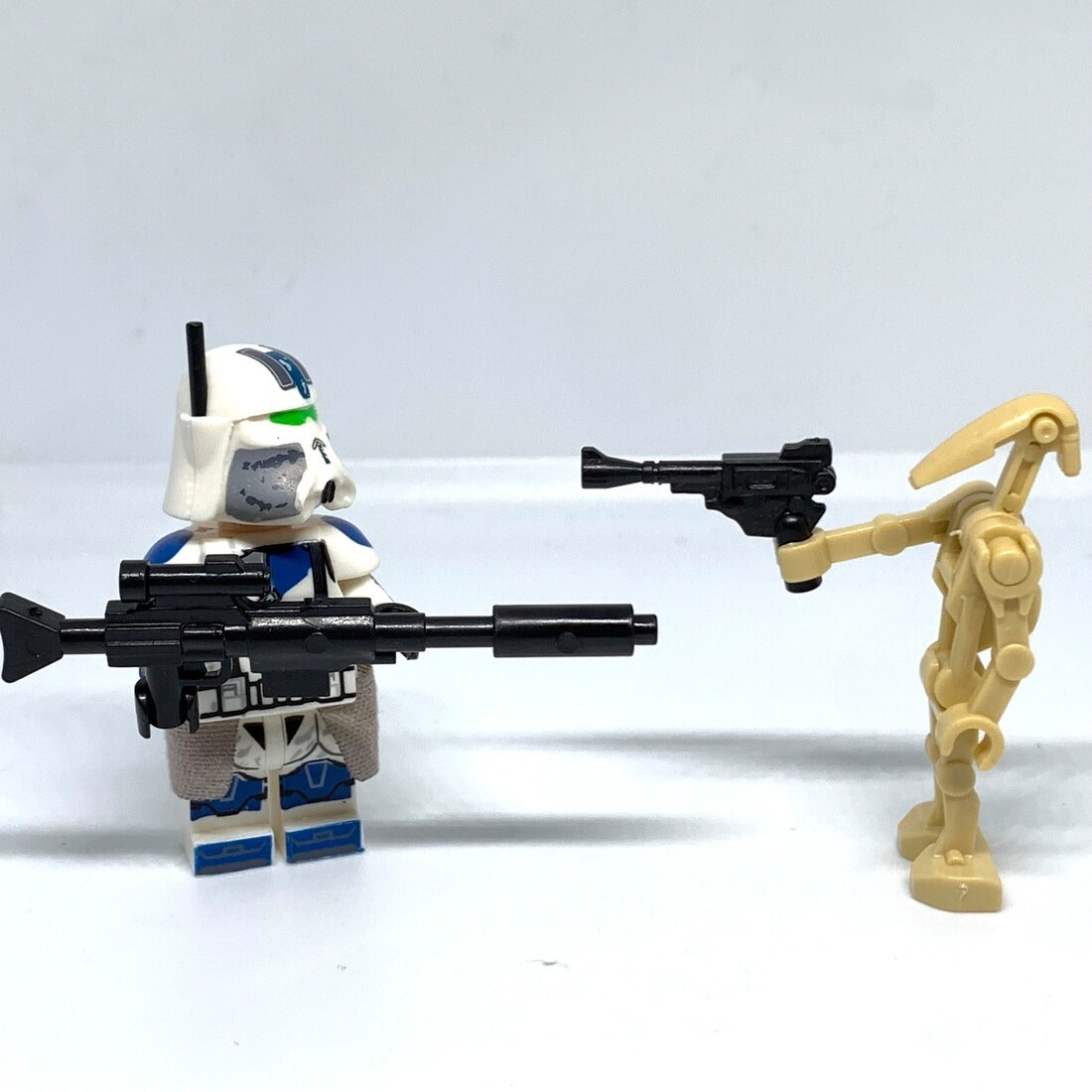 Star Wars 501st Heavy Assault Trooper vs Battle Droid Minifigures ...