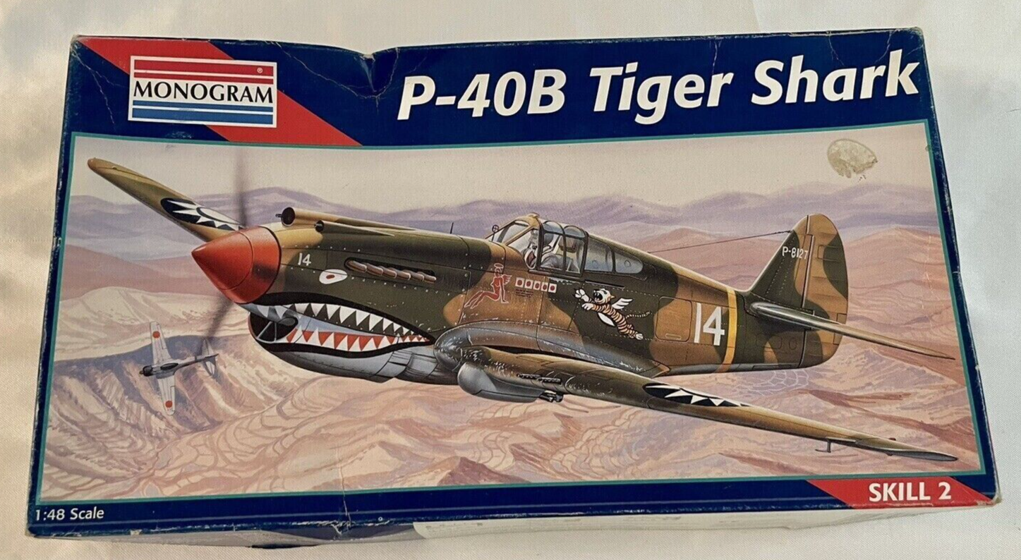 Monogram P-40B Tiger Shark Model Kit 5209 Scale 1:48 Skill 2 - Aircraft