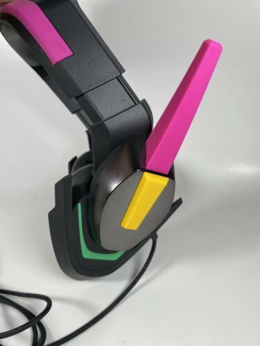 Overwatch Razer D. Va MEKA Headset, Official Exclusive Blizzard Product ...