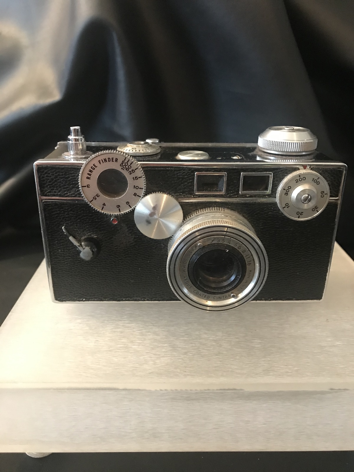 Argus C3 Standard Rangefinder 50mm Camera - 1948 - 35mm Cameras