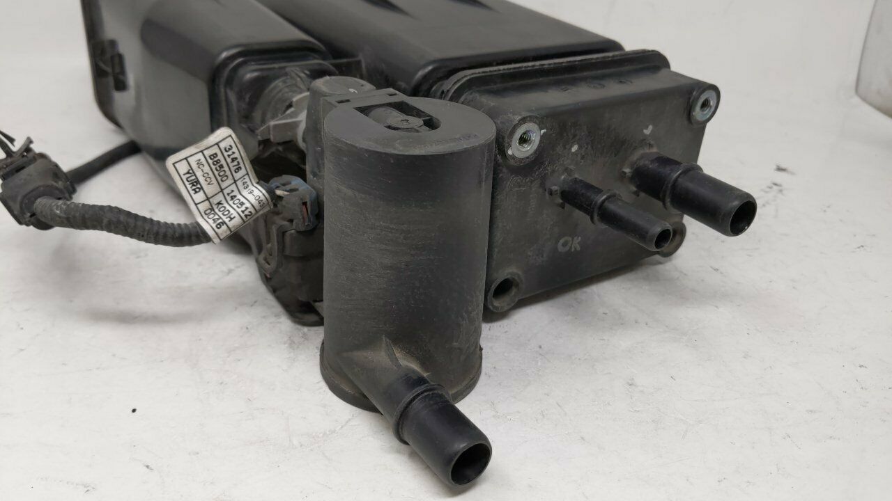 2014 Hyundai Santa Fe Fuel Vapor Charcoal Canister 49764 - Other