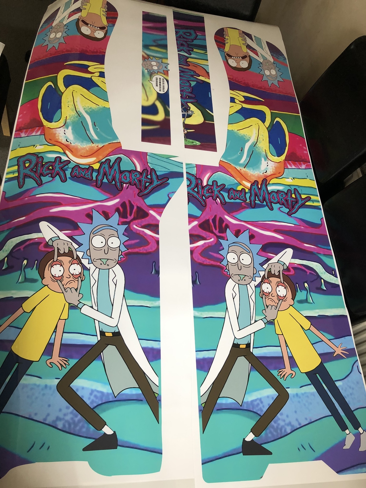 AtGames Legends Ultimate ALU Rick & Morty Arcade/Arcade Cabinet side ...