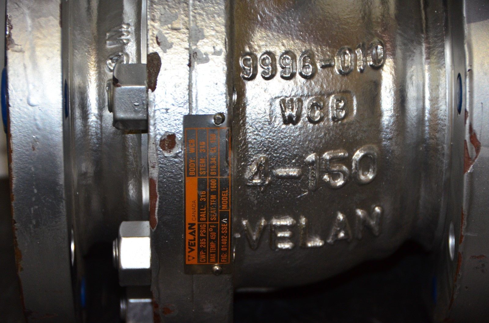 Dynatorque 7D-33-2600 DT7 Manual Handwheel Actuator & Velan 4" WCB ...