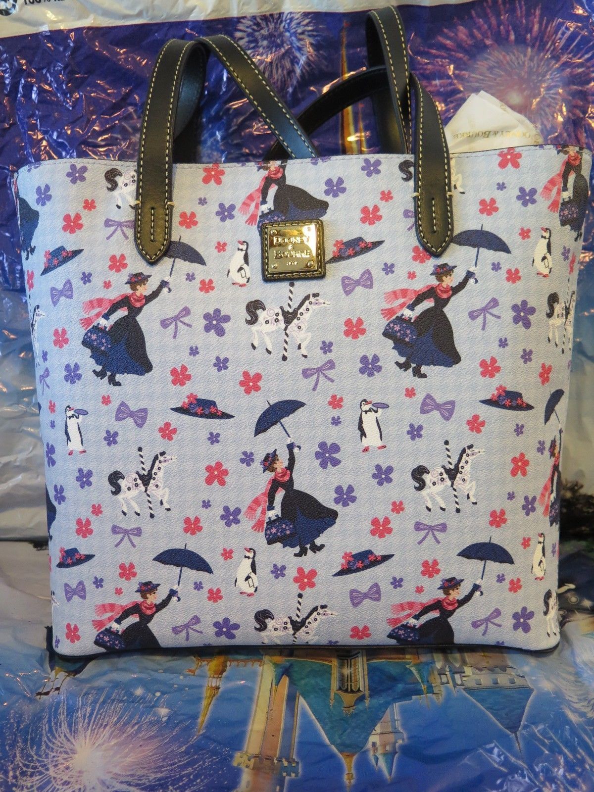 Mary Poppins Disney Dooney & and Bourke Tote Umbrella Penguin Purse ...