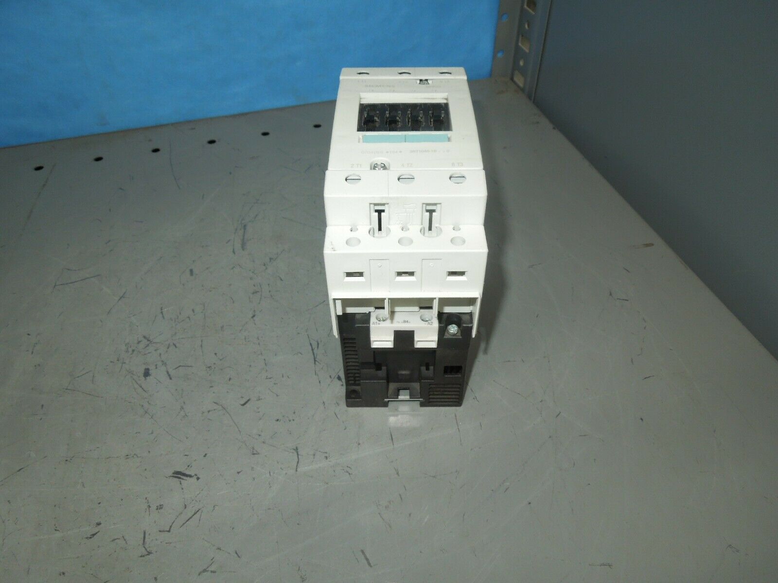Siemens Sirius 3RT1045-1BB40 105-120A 600V Contactor 24V DC Coil Used ...