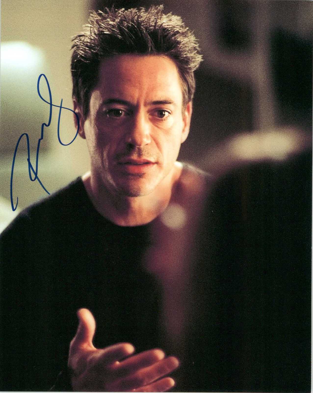 Robert Downey, Jr. Signed Autographed Glossy 8x10 Photo - Photographs