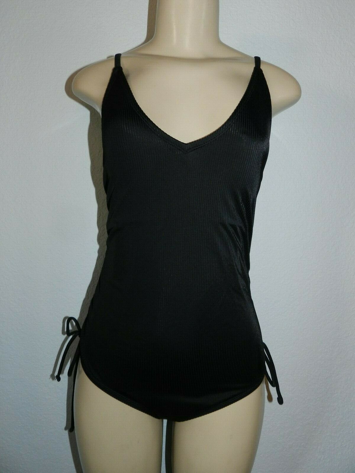 Time And Tru Women's One Piece Swimsuit Side Shirred Rich Black Medium 