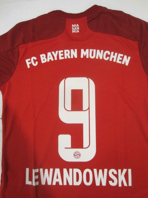 Robert Lewandowski FC Bayern Munich Match Slim Red Home Soccer Jersey ...