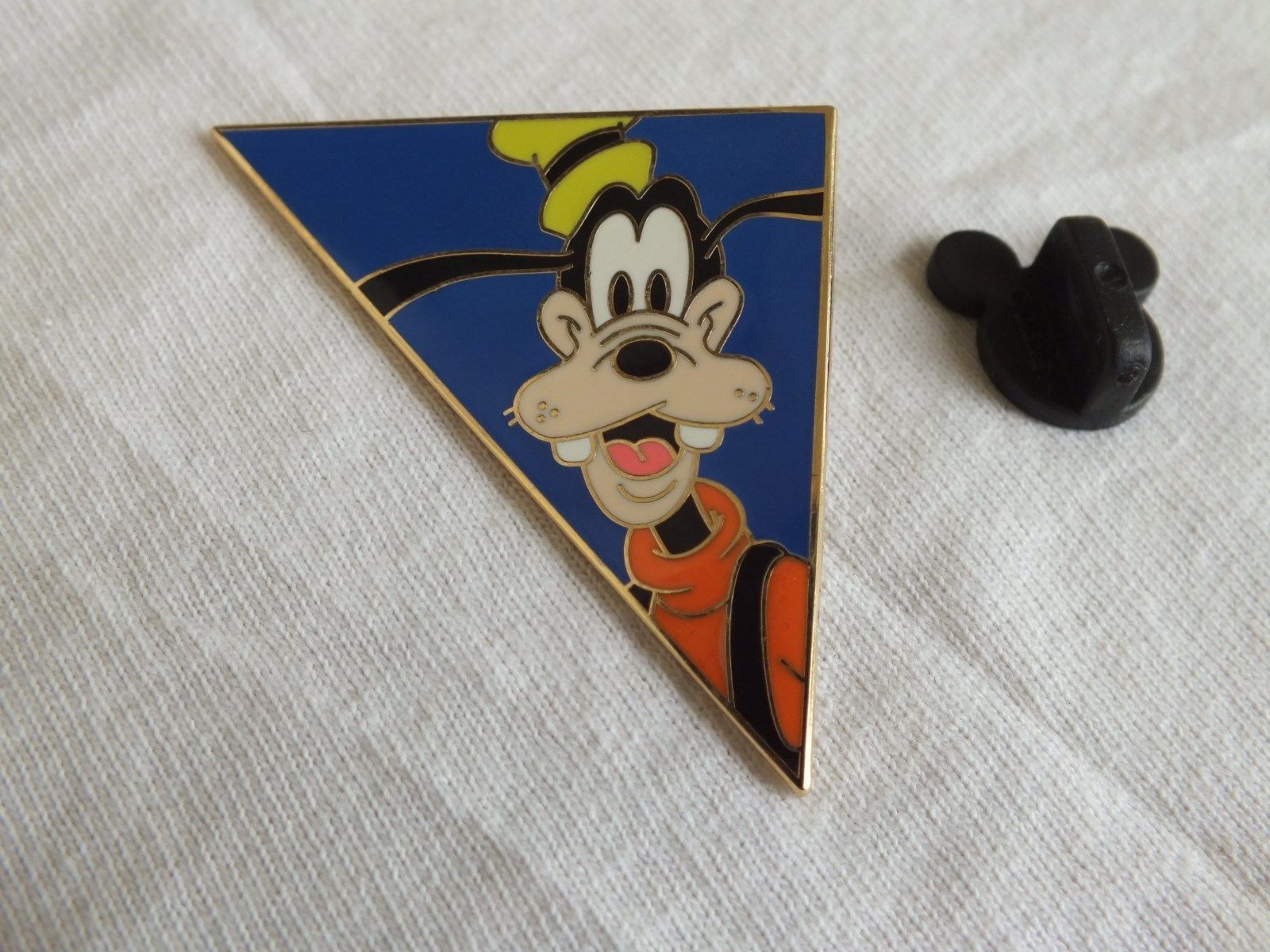 Mickey Mouse and Friends Tangram Set Goofy Triangle Disney Pin 59975 ...