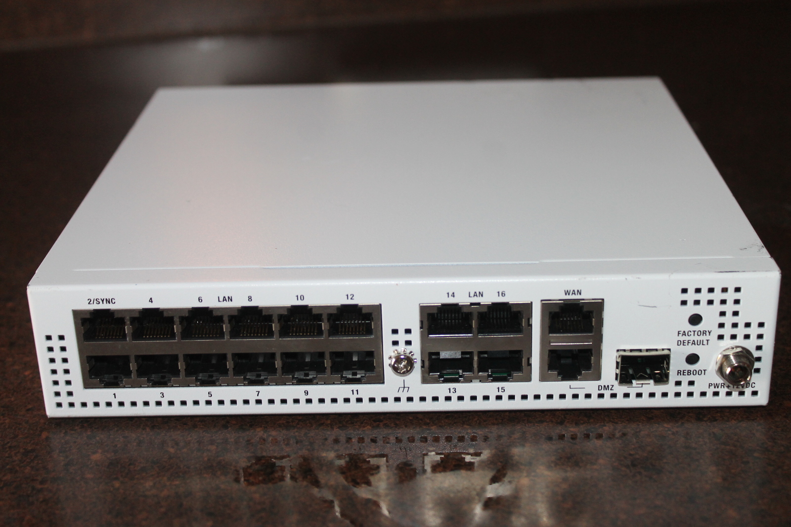 Check point L-72 Security Router IPS VPN Gigabit Dual Wan Firewall Read ...