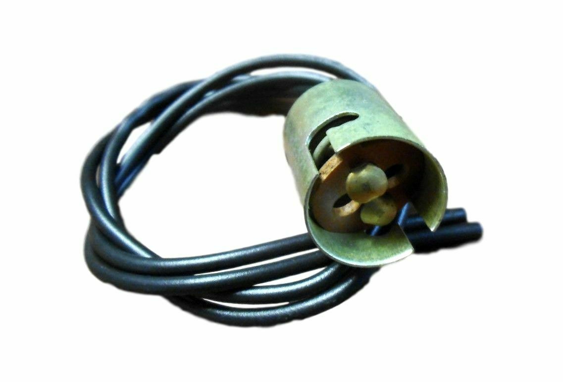 Socket & Pigtail Assembly New - Terminals & Connectors