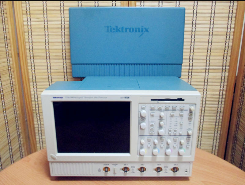 Tektronix TDS oscilloscope Monitor Display TEK TDS210 TDS220 1012 ...