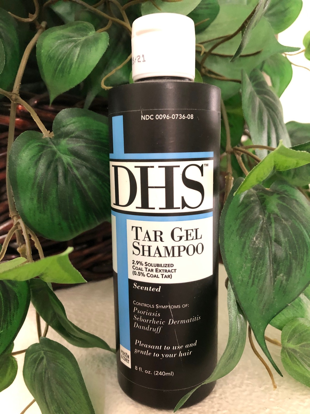 DHS Tar Gel Shampoo 8 Ounce. Exp: 05/2021 - Shampoo & Conditioning