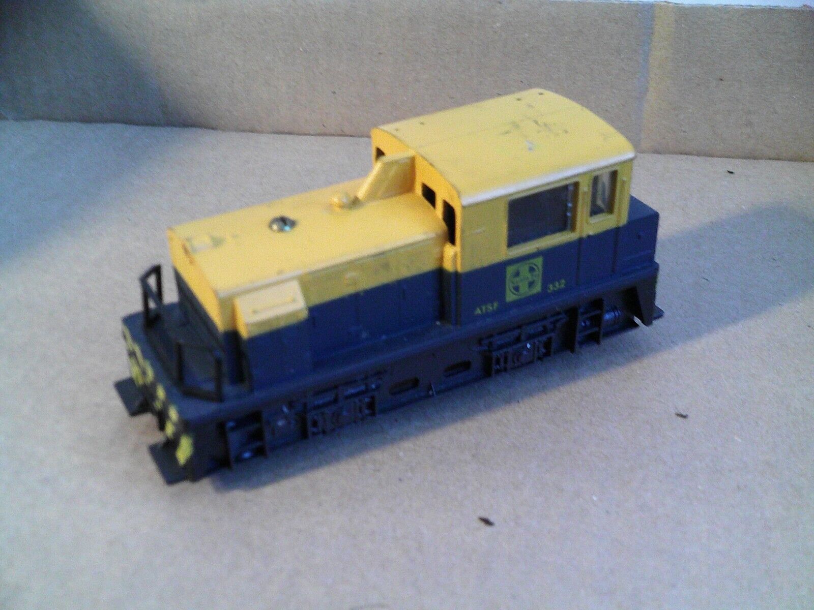 Vintage HO Scale RSO Atest Yugoslavia ATSF 332 GE Locomotive 4 1/2 ...