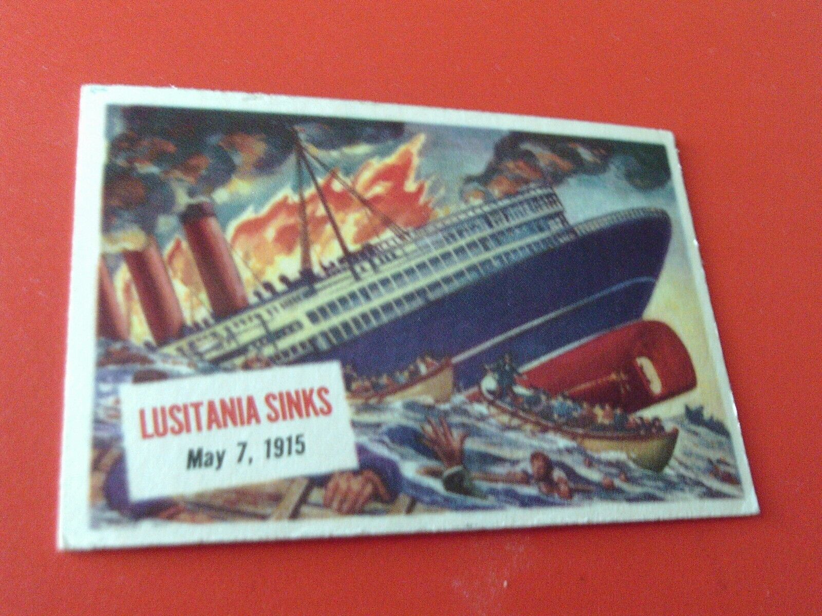 1954 SCOOP # 5 LUSITANIA SINKS VG + !! - Trading Card Singles